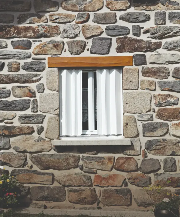 Volet pliant sur mesure - Bois, aluminium ou PVC | TRYBA